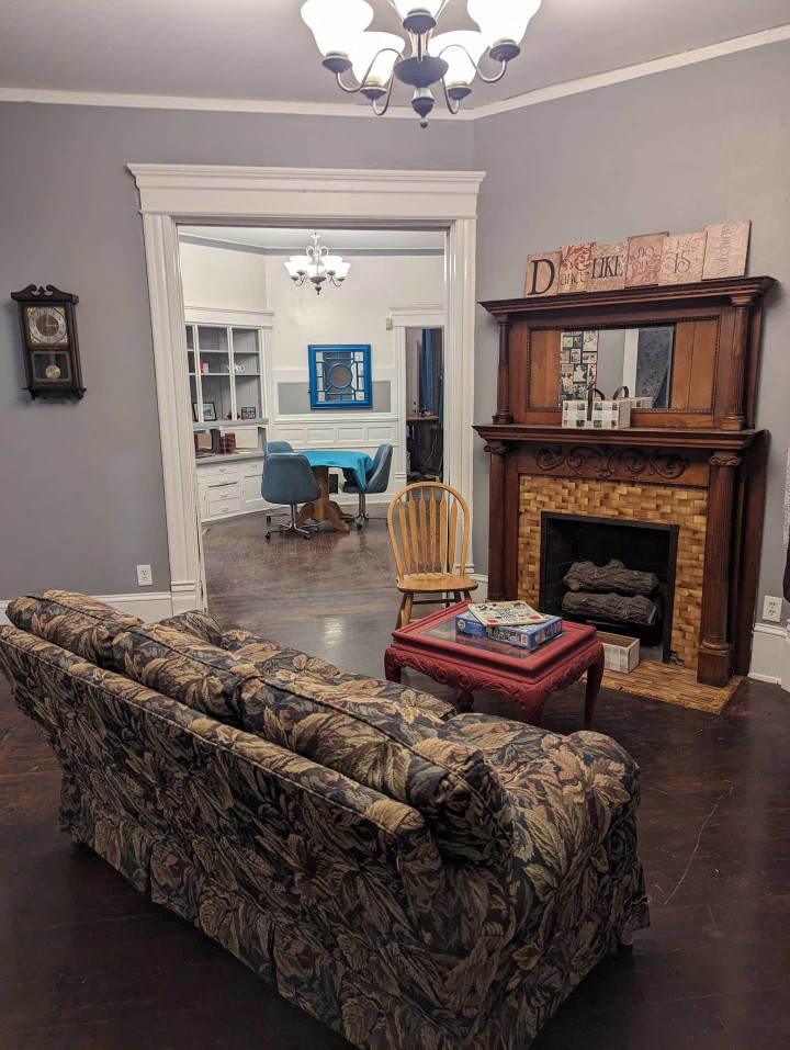 Tara House, Lower - Milwaukee, WI
