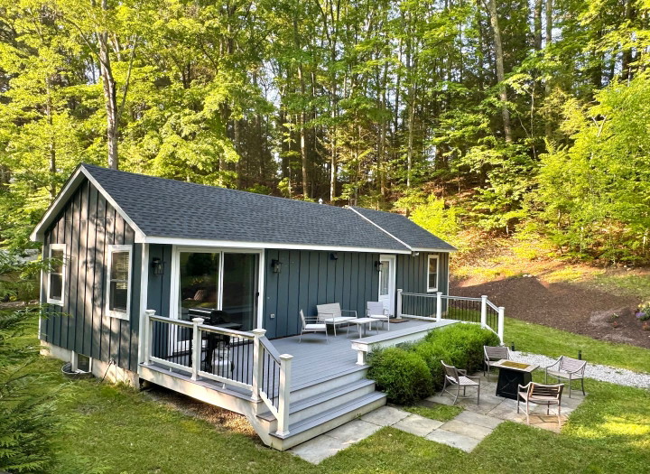 Lake House In The Berkshire (Access Dock & Canoe - Monterey, MA