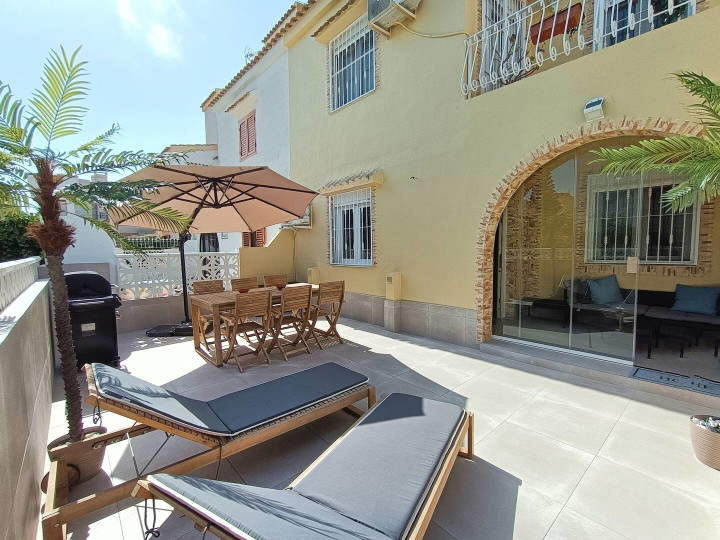 Nice Modern Holiday House With A Large Terrace - Torrevieja