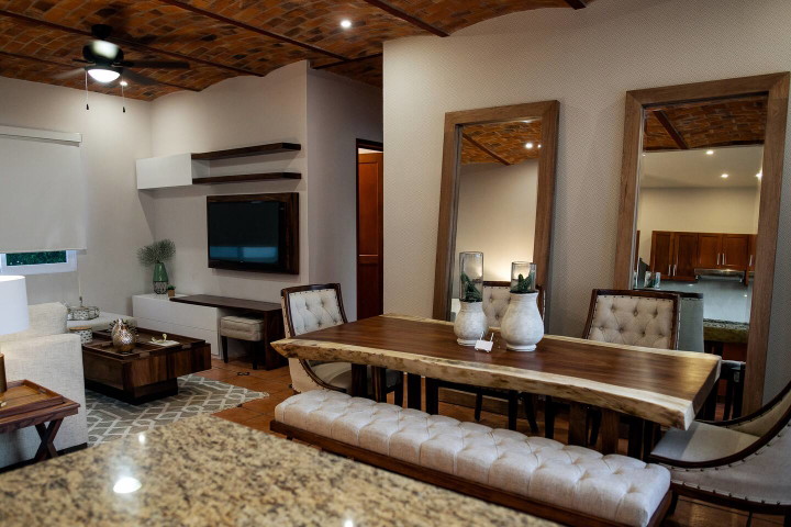 Right In The Center Of Town! Casa Betty 2 Bedrooms - Ajijic