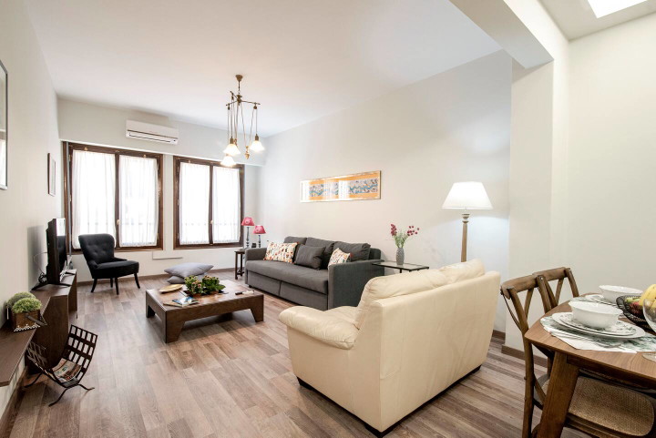 Socrates - Premium Athenian Apartment - Athens