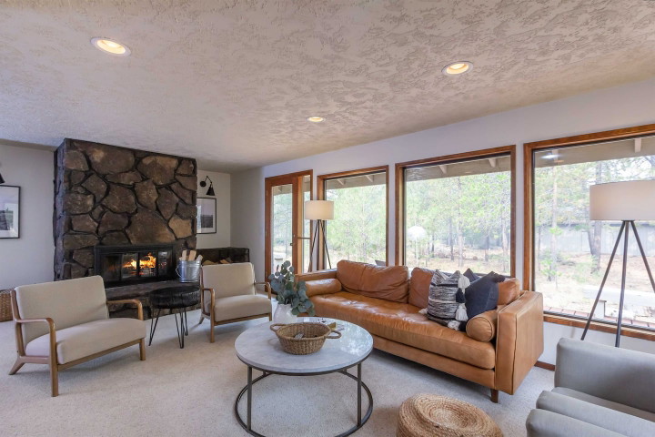 Flat Top 11 - Modern Home, A/c, Hot Tub - Sunriver, OR