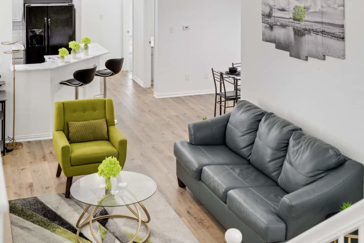Tasteful 3br I Free Parking I Workspace - Grand Prairie, TX