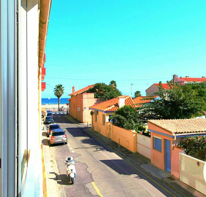 - Voile - - Torreilles
