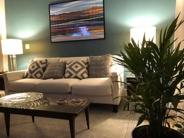 Luxe 1br Cottage With Private Backyard - Indiana