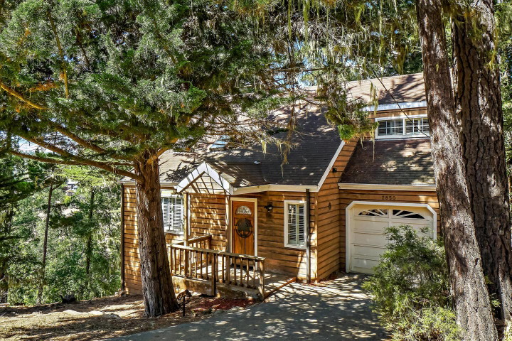Holly Hill Cottage - Cambria, CA