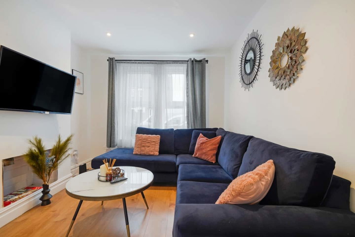Bright 3br Home In Bedford, Sleeps 5 - Bedford