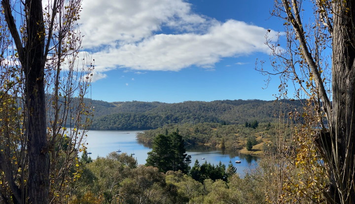 Comfy Lake Views With Bbq Deck - Jindabyne