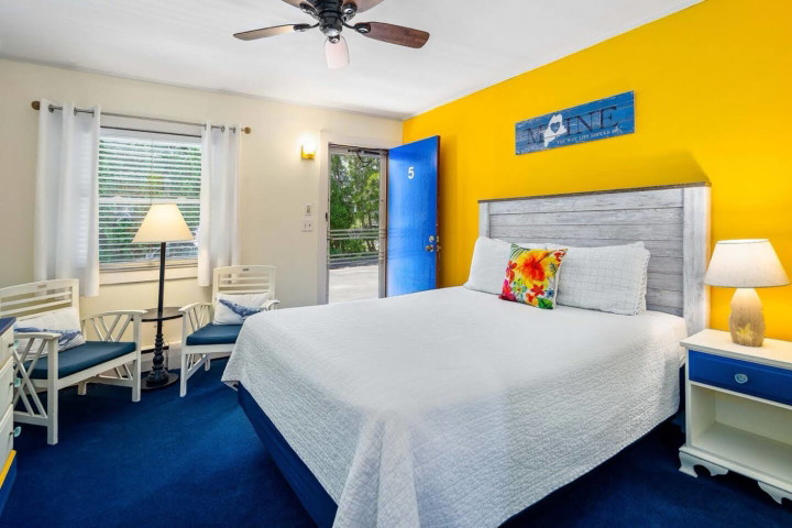 Near Camden Harbor, Pet-friendly, Queen Bed Room - カムデン, ME