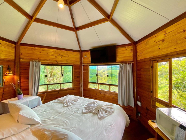 Small Suspended Chalet - Santo Antônio do Pinhal