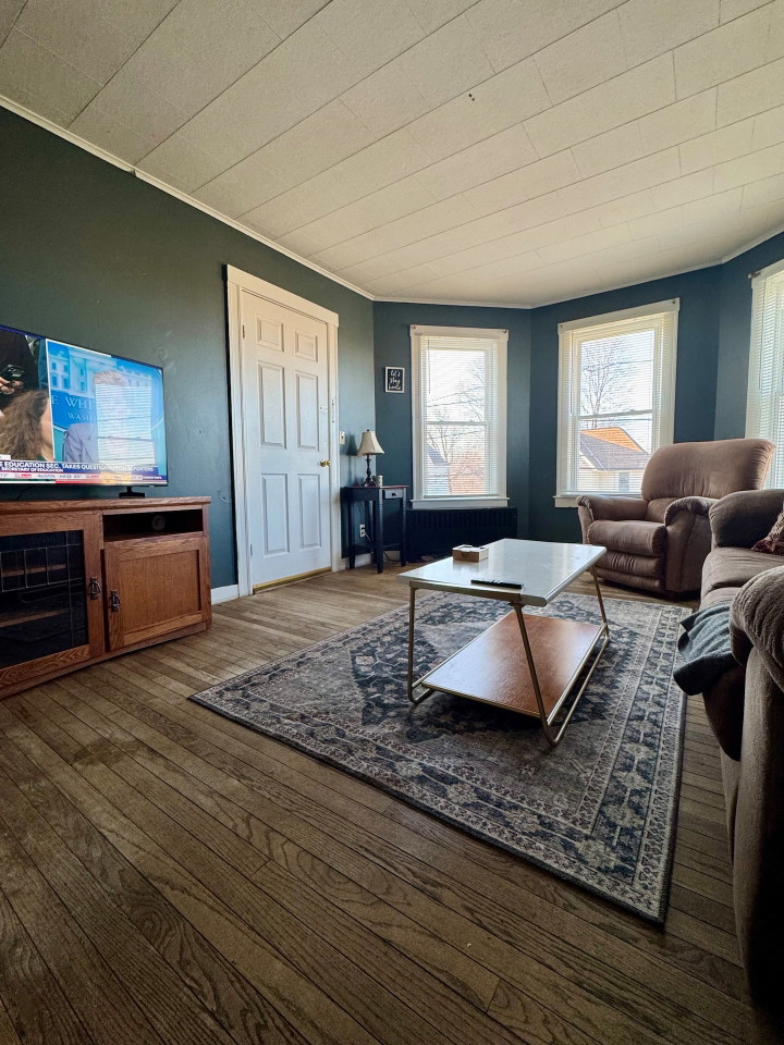 Cute Townhouse W 2 Bedroom & Parking In Utica #2 - Utica, NY