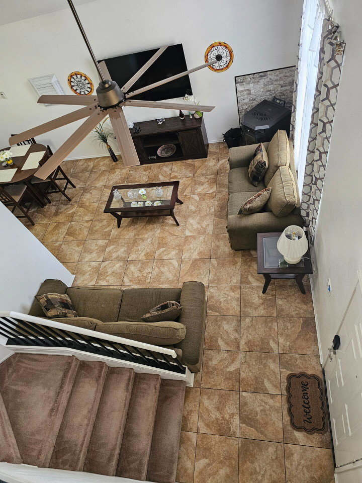 Modern High Desert Retreat Perfect For Work Travel - Lancaster, CA