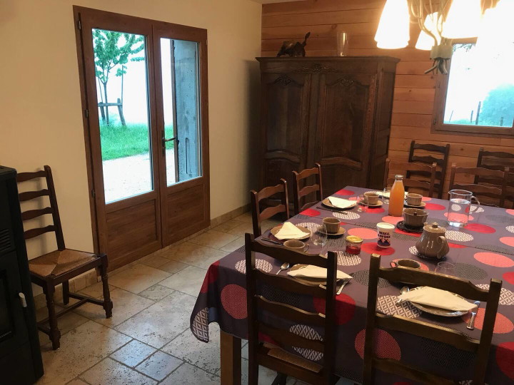 Gîte La Grange Sur Les Bois 6 à 15p, 4 *, Vue Lac - Chambéry