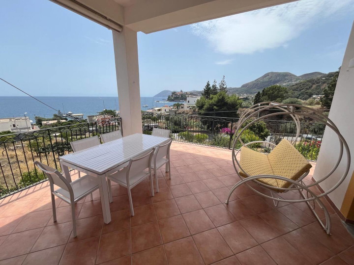 Große Villa Mit Panorama-meerblick - Lipari
