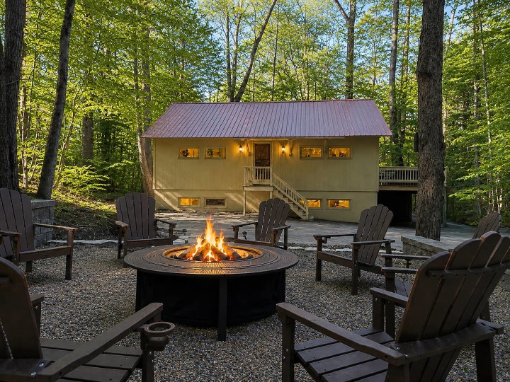Good Friday Chalet | Walk To Village + Cranmore Mt - New Hampshire (State)