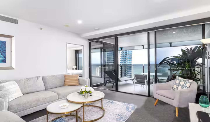 Sealuxe Seaview Deluxe Suites - Central Surfers - Surfers Paradise