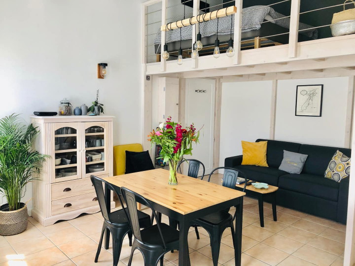 Large Studio⭐️⭐️ 150 M From The Port - ロアール川