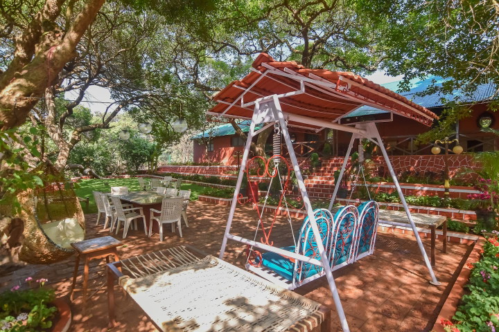 4 Bhk Villa W Grand Gardens - 150 Years Old Abode - Mahabaleshwar