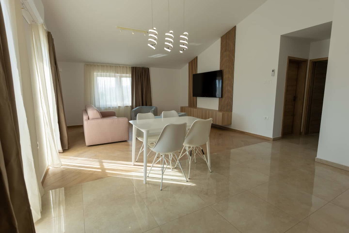 Penthouse Apartment Adelsberg Inn - Postojna