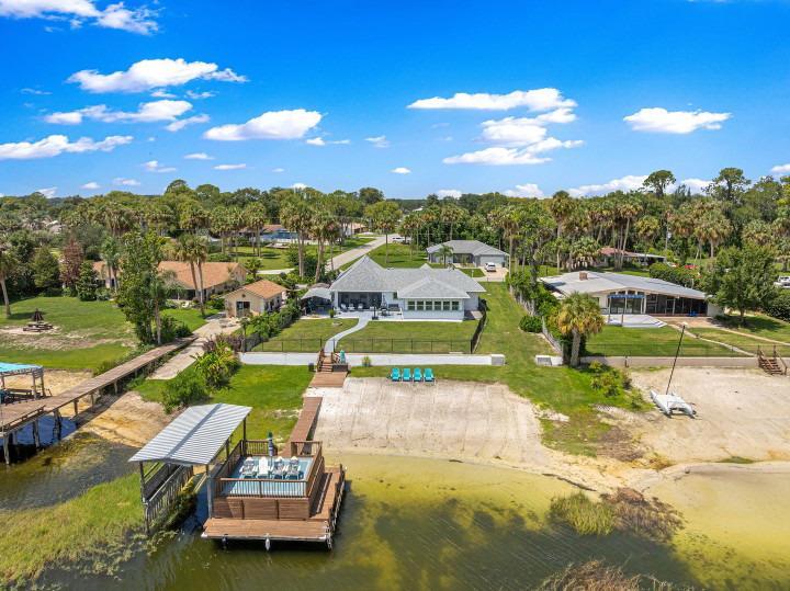 Bird Island Retreat | Private Beach - The Villages, FL