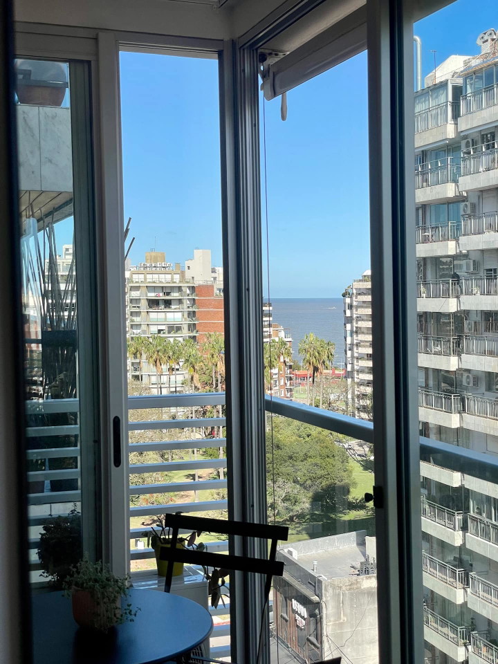 ¡A Estrenar! Cómodo Con Vista En El Mejor Barrio. - Montevideo