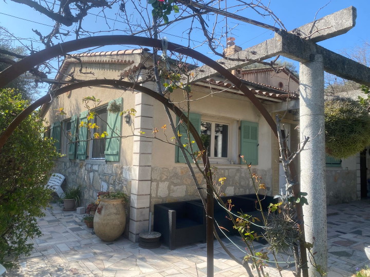 Beautiful Quiet Provencal Villa In Grasse - Grasse