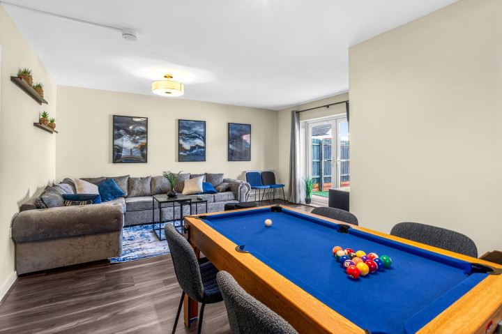 Long Stay | Sleeps 10 | Parking | 1gb Wi-fi - Bedford, Royaume-Uni