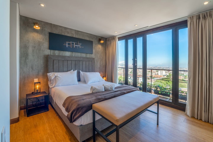 Nok Stylish 2 Masters W/patio & View - Bogotà
