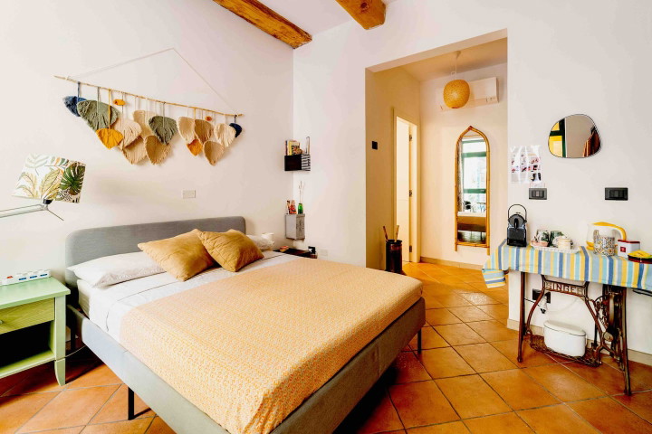Grande Stanza Indipendente, Bagno Privato E Corte - Bologna