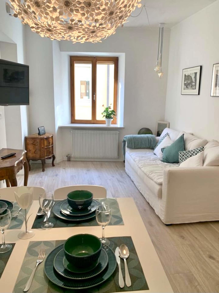 Newly Refurbished 1 Bedroom In The Heart Of Udine - Udine
