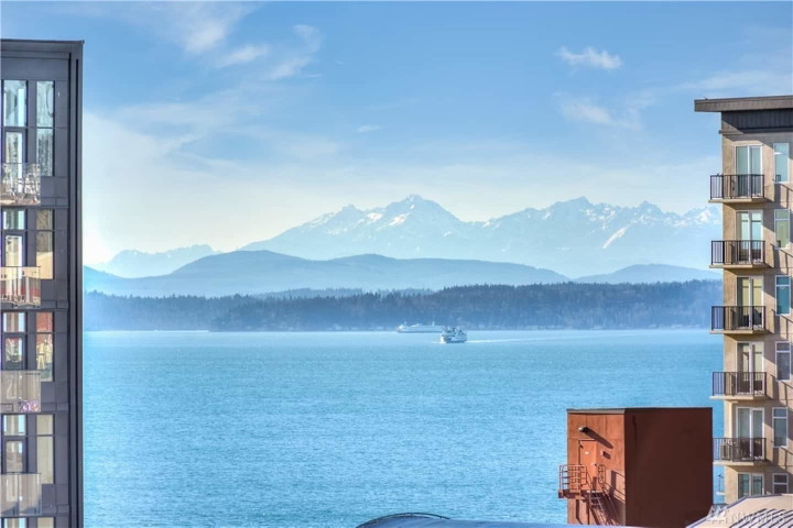 Cozy Belltown Condo With Amazing Elliott Bay Views - Seattle, WA