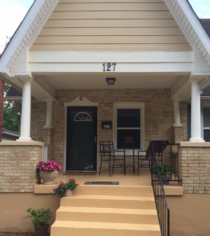 Updated Bungalow 2 Min/track, 5 Min/historic Area - Hot Springs, AR