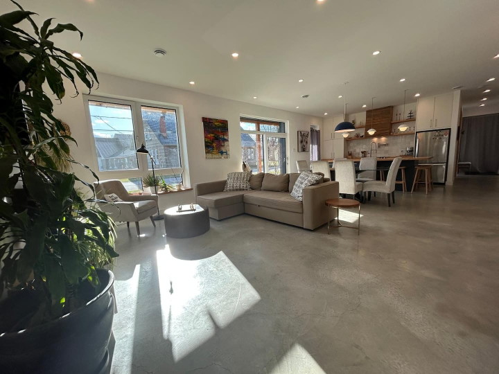 Ski-town Comfort: Cozy Flat In Sutton Village - Sutton