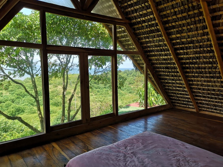 Wooden Cabin With Sea View And Priv. Beach Access - Équateur
