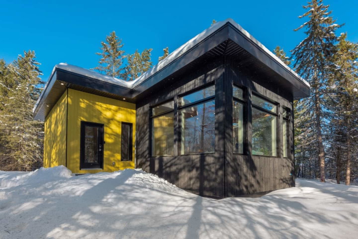 Lovingly Built With A Touch Of Nature Inside & Out - Ottawa