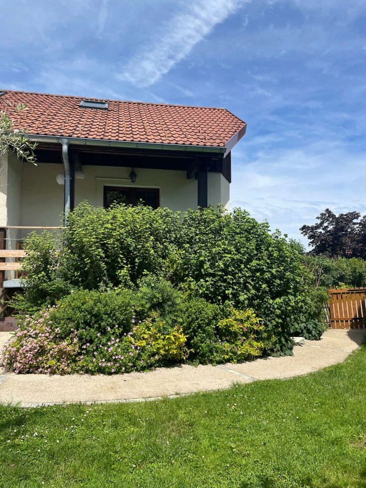 Petite Maison Mitoyenne Au Cœur De Metabief - Métabief