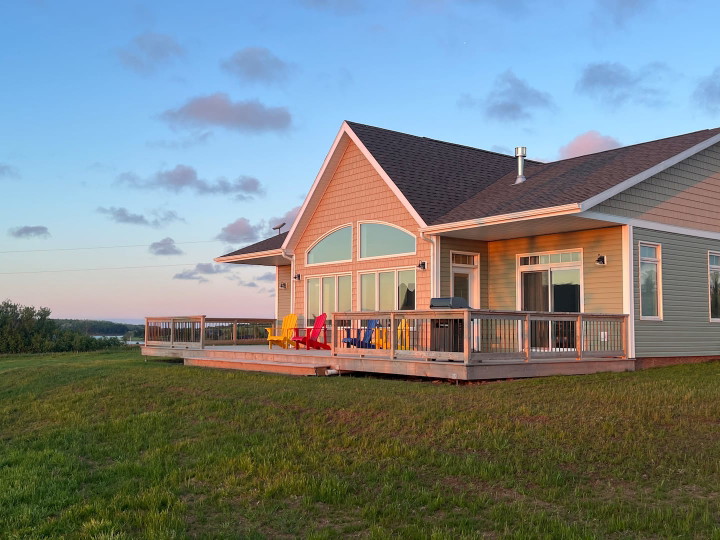 Snug Manor - Beautiful 3 Bedroom Cottage - Île-du-Prince-Édouard