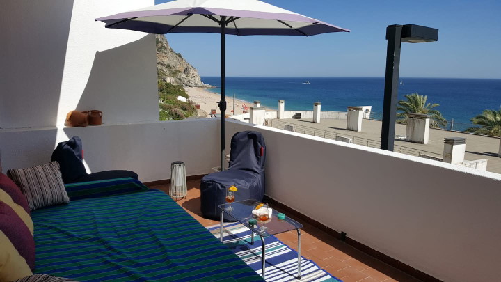 Atlantic View - A Step Away From The Beach - Sesimbra