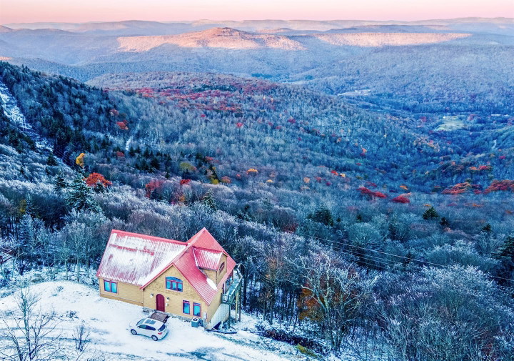 Gorgeous Chalet - Incredible Views - Hot Tub - Fir - Snowshoe, WV