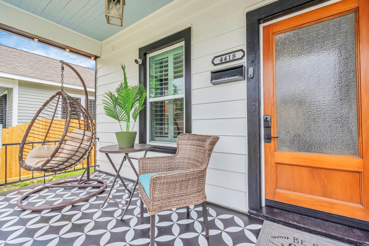 Hot Tub | 2 King Beds | Waffle Bar | Walk 2 Beach - 