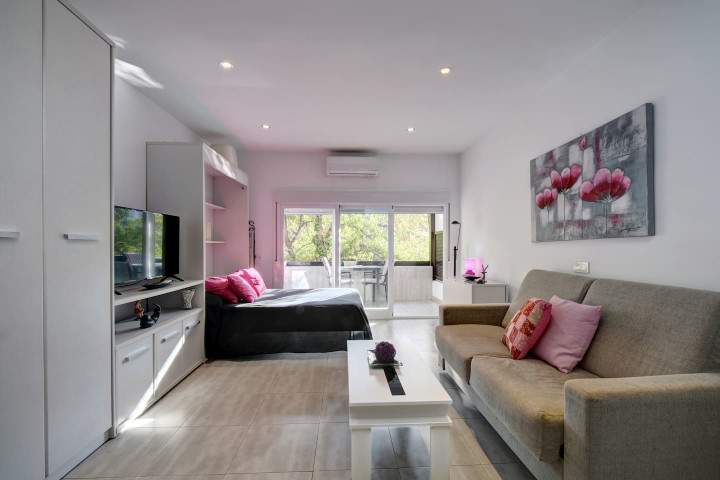 Right In The Golden Mile. 200 Metres To The Beach - Marbella