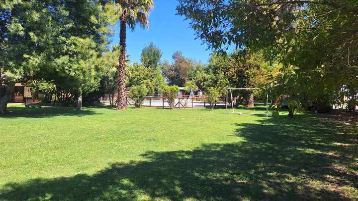Centro De Eventos Y Alojamiento El Aromo - Paine