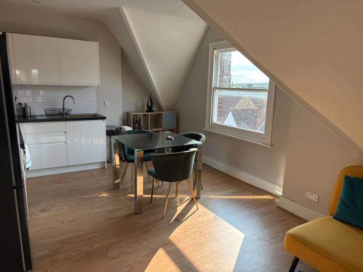 Heart Of The City Centre 2 Bedroom Apartment - St Albans