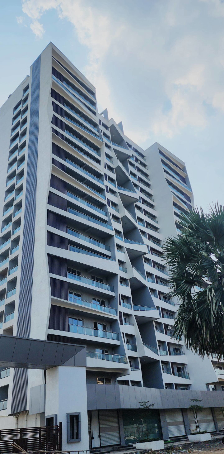 Premium 3 Bhk With Exclusive Open Air Terrece - Thane