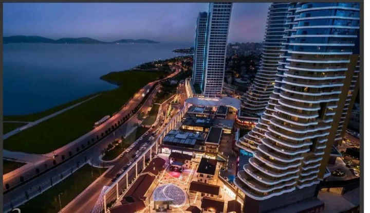 Luxury Residence Sea City View Near The Airport - Estambul