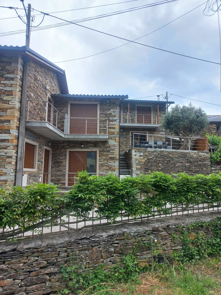 Casa Viva Rio Nodar: Next To Praia Fluvial - Região do Norte