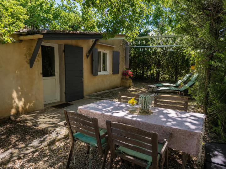 Studio In Provence With Private Courtyard & Pool - Carpentras