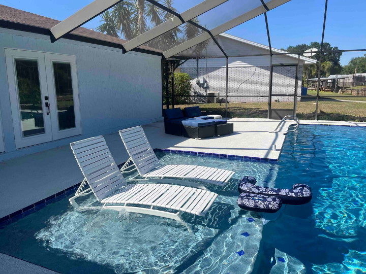Lake House Retreat, Minutes From Bella Cosa Venue! - Lakeshore, FL