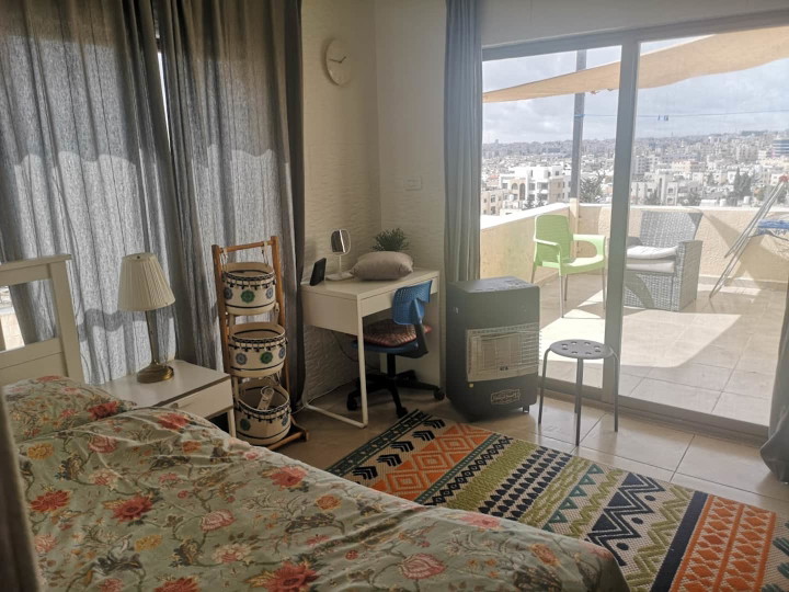 Sunny Rooftop Studio With Stunning View Terrace - Amman