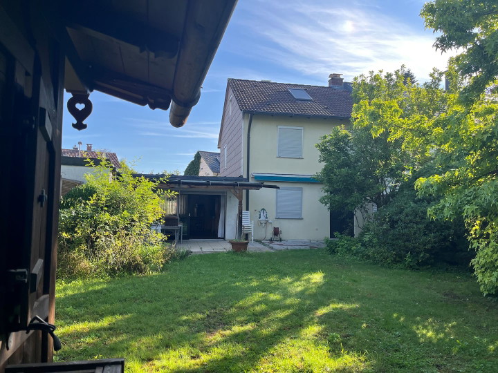 Gemütliches Haus Mit Privatem Garten - Ottobrunn